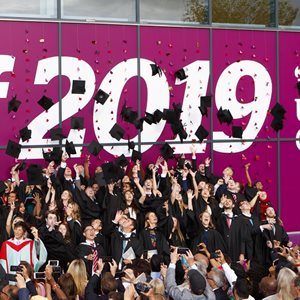 Class of 2019 graduate in style | Hull York Medical School